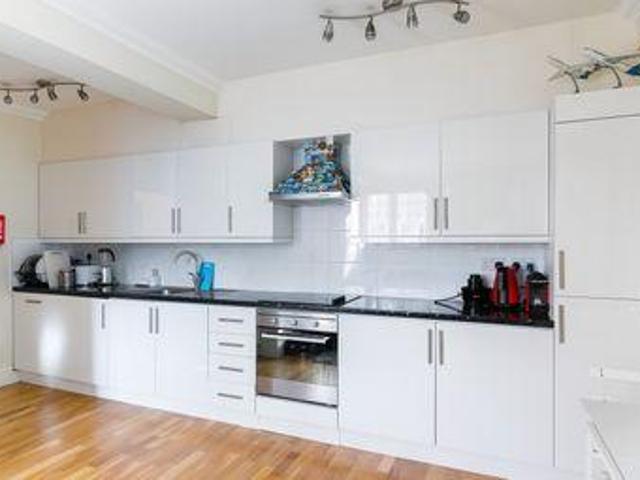 1 Bedrooms Flat for rent in Kensington Gardens Square, London W2