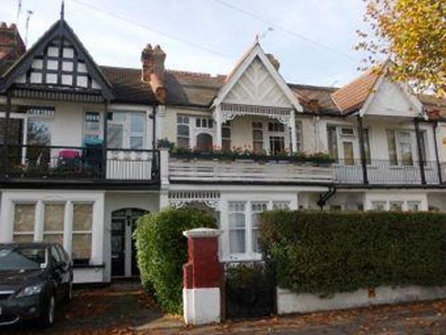 1 Bedrooms Flat for rent in Kensington Road, Southend On Sea SS1