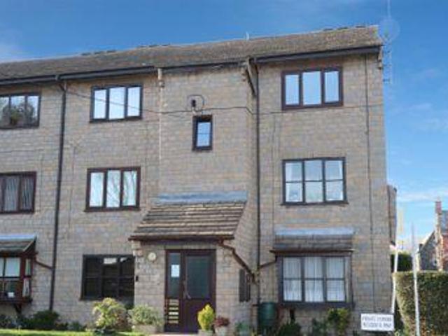 1 Bedrooms Flat for rent in Kerry Garth, Horsforth, Leeds LS18