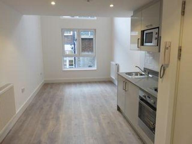 1 Bedrooms Flat for rent in Kilburn High Road, Kilburn, London NW6