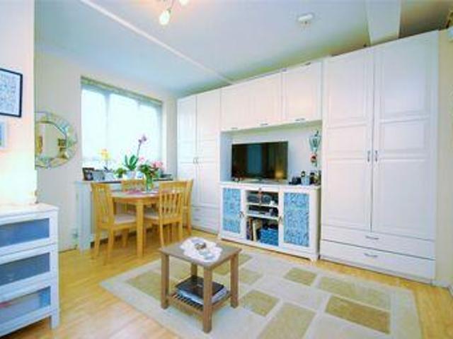 1 Bedrooms Flat for rent in Kilburn Lane, Queens Park, London W10
