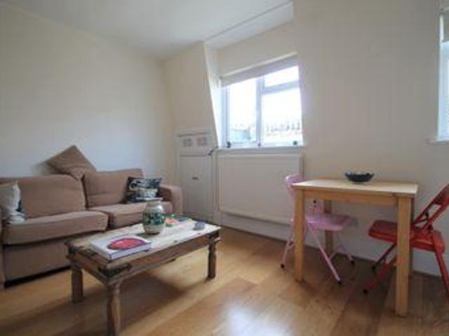 1 Bedrooms Flat for rent in Kilburn Park Road, Kilburn NW6