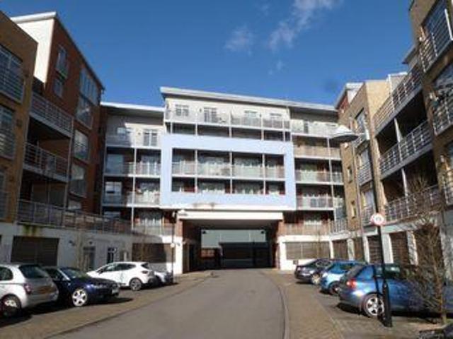 1 Bedrooms Flat for rent in Kingfisher Meadow, Maidstone ME16