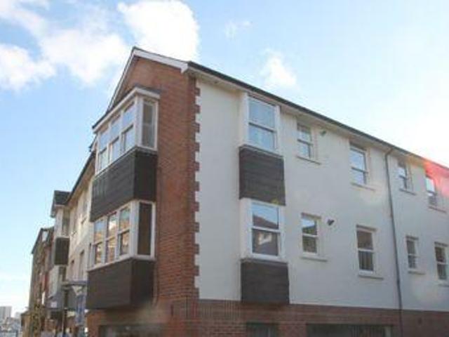 1 Bedrooms Flat for rent in Kings Court, Brighton, East Sussex BN1