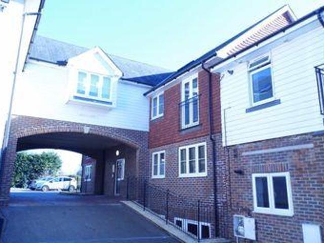 1 Bedrooms Flat for rent in Kings Court, East Sussex TN22