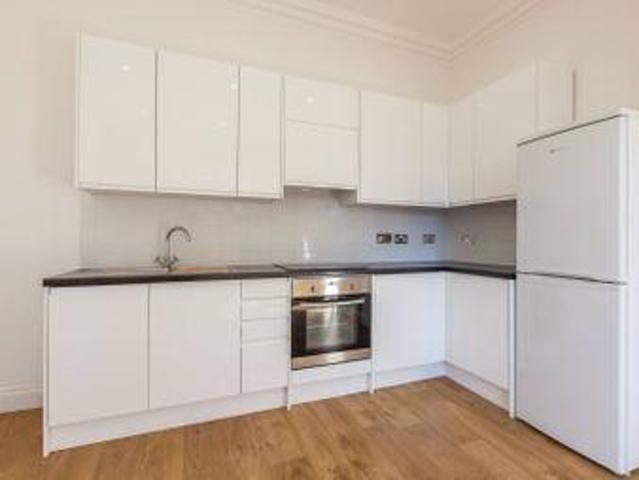 1 Bedrooms Flat for rent in Kings Avenue, Brixton SW4