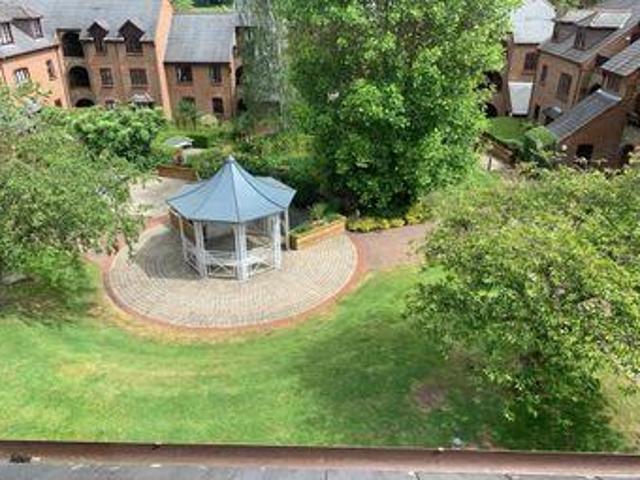 1 Bedrooms Flat for rent in Kingsmead Road, High Wycombe HP11