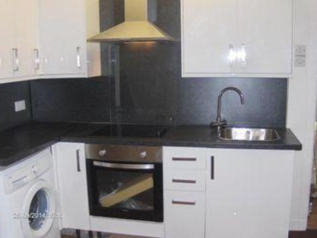 1 Bedrooms Flat for rent in Kirkton Street, Carluke ML8