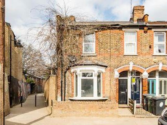 1 Bedrooms Flat for rent in Hove Avenue, London E17