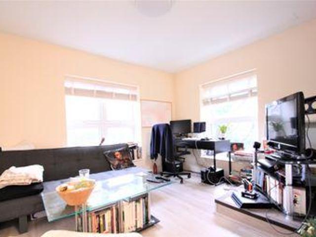 1 Bedrooms Flat for rent in Holloway Road, Archway N19