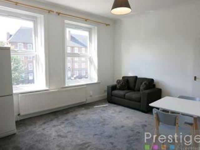 1 Bedrooms Flat for rent in Holloway Road, London N7