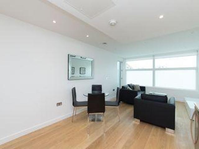 1 Bedrooms Flat for rent in Holland Park Avenue, Holland Park, London W11