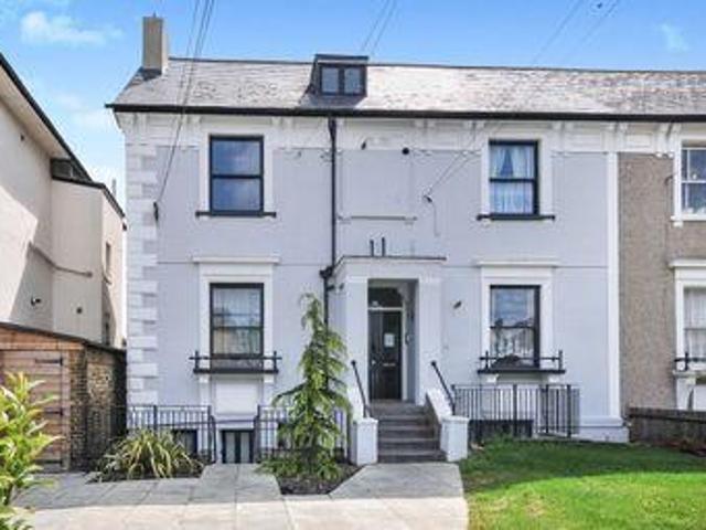1 Bedrooms Flat for rent in Holmesdale Road, London SE25