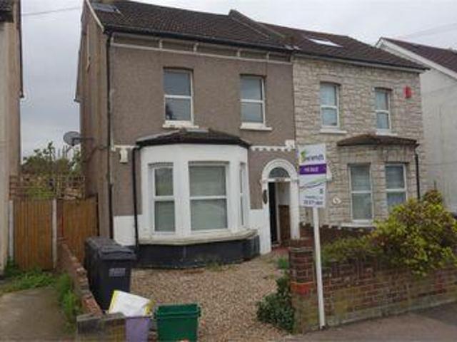 1 Bedrooms Flat for rent in Holmesdale Road, London SE25