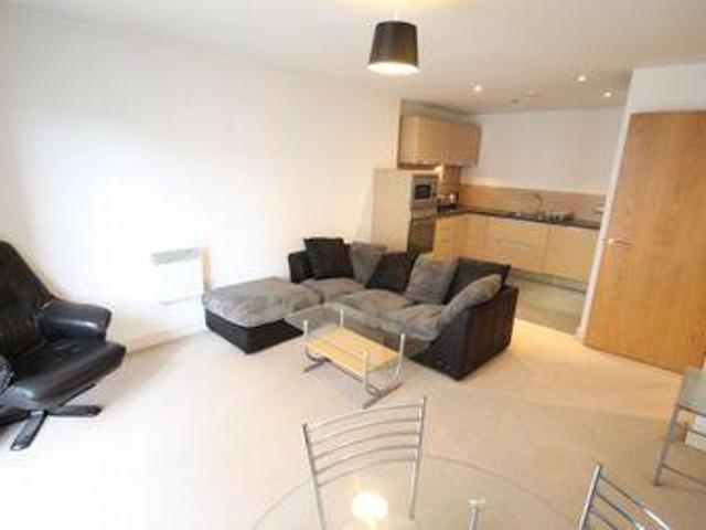 1 Bedrooms Flat for rent in Hornbeam Way, Manchester M4