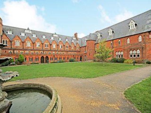 1 Bedrooms Flat for rent in Hatch Lane, Windsor SL4