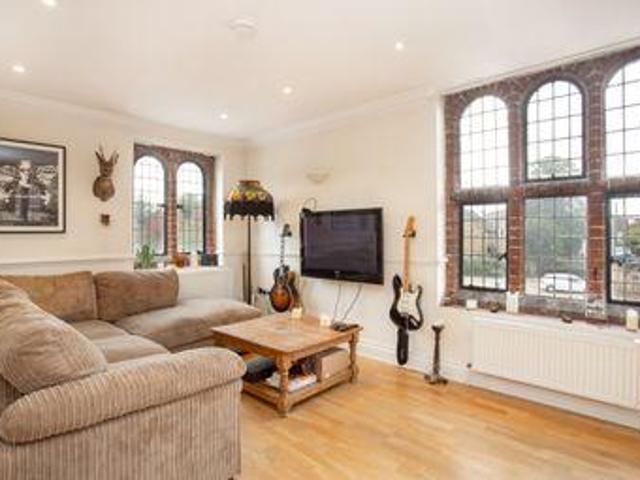1 Bedrooms Flat for rent in Hatch Lane, Windsor SL4