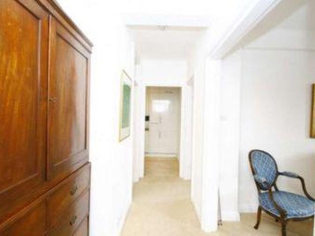1 Bedrooms Flat for rent in Hatherley Grove, London W2