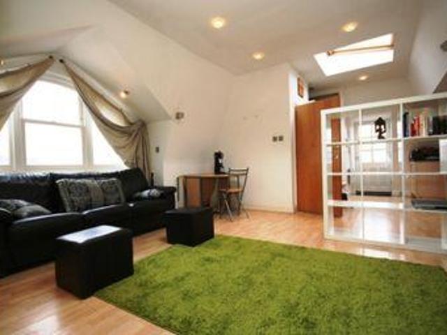 1 Bedrooms Flat for rent in Haverstock Place, London N1