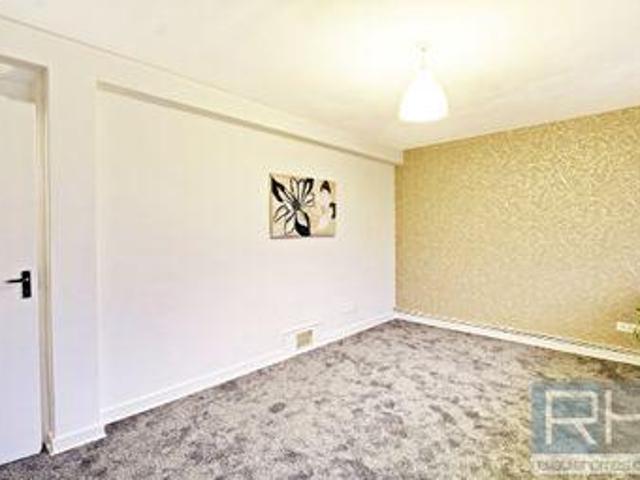1 Bedrooms Flat for rent in Haynes Close, London N17