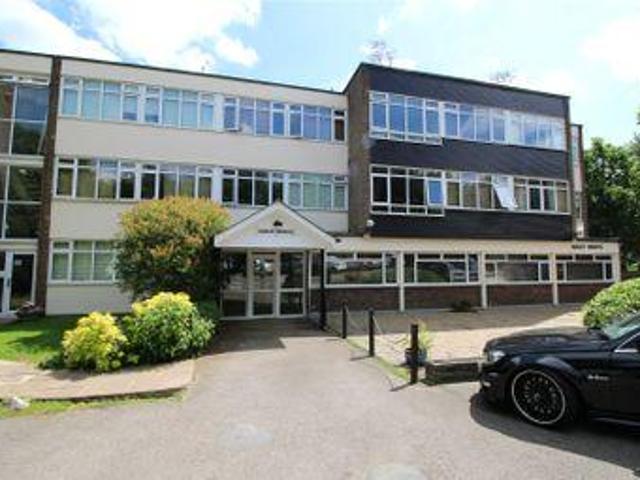 1 Bedrooms Flat for rent in Hadley Heights, Hadley Road, Barnet EN5