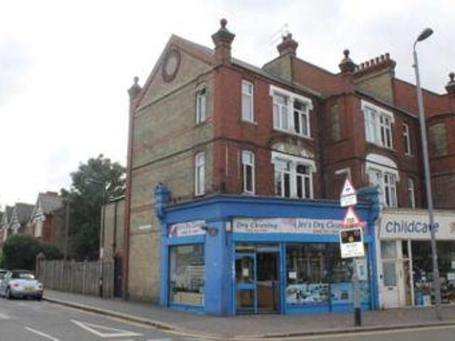 1 Bedrooms Flat for rent in Hale End Road, London E4