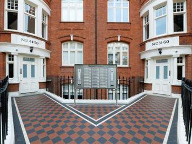 1 Bedrooms Flat for rent in Hamlet Garden, London W6