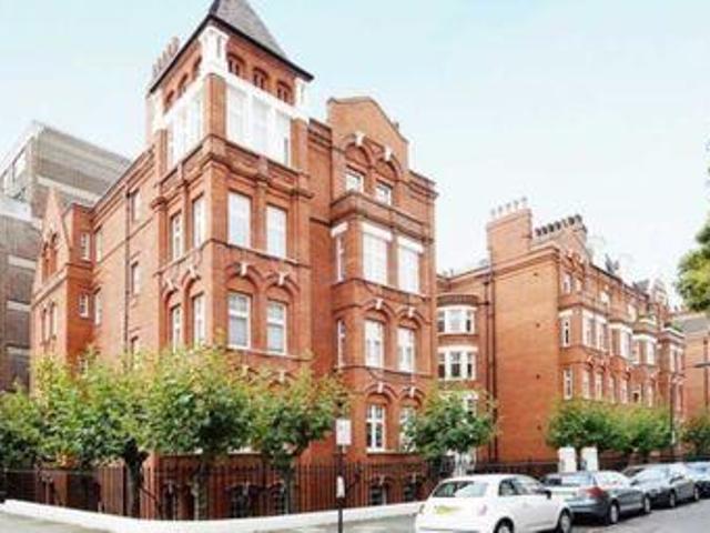1 Bedrooms Flat for rent in Hamlet Garden, Ravenscourt Park, London W6