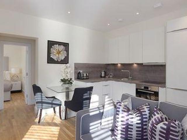 1 Bedrooms Flat for rent in Hamlet Gardens, London W6