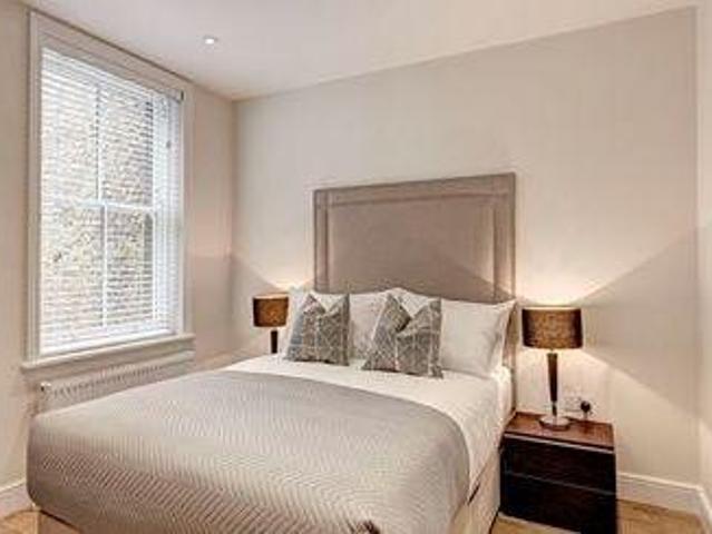 1 Bedrooms Flat for rent in Hamlet Gardens, London W6