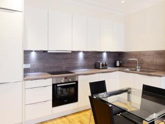 1 Bedrooms Flat for rent in Hamlet Gardens, Ravenscourt Park, London W6