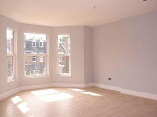 1 Bedrooms Flat for rent in Hammelton Road, Bromley BR1