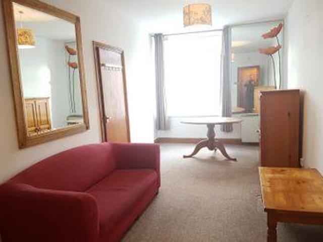 1 Bedrooms Flat for rent in Hanger Lane, London W5