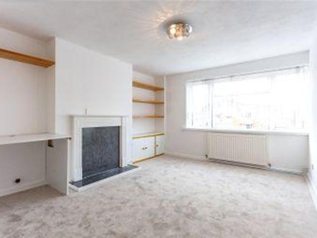 1 Bedrooms Flat for rent in Hanover Way, Windsor SL4