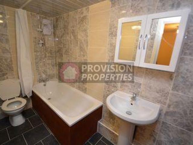 1 Bedrooms Flat for rent in Harold Walk, Hyde Park, Leeds LS6