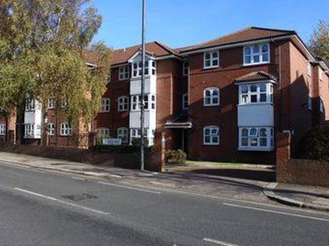 1 Bedrooms Flat for rent in Harrow View, Harrow HA1