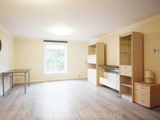 1 Bedrooms Flat for rent in Harry Court, Wenlock Gardens, Hendon NW4