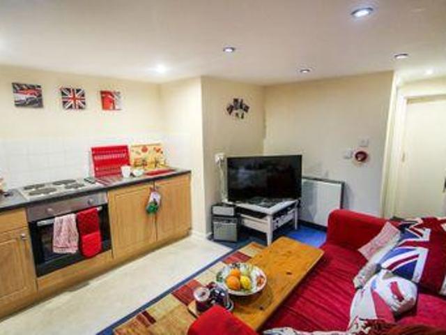 1 Bedrooms Flat for rent in Hartley Avenue, Leeds LS6