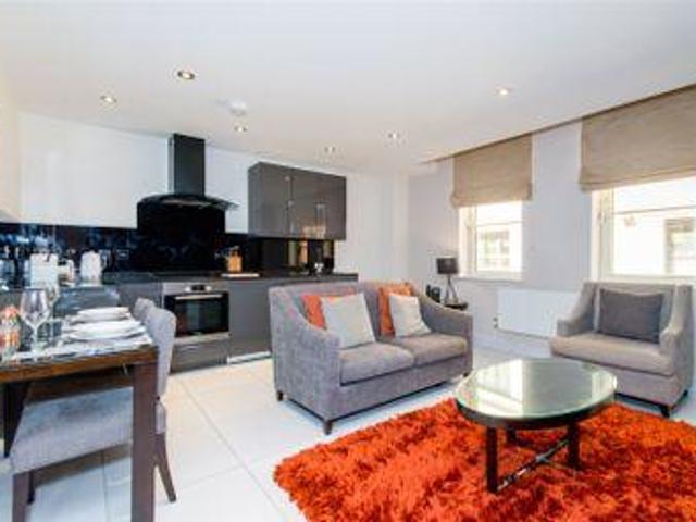 1 Bedrooms Flat for rent in Headrow, Leeds, West Yorkshire LS1
