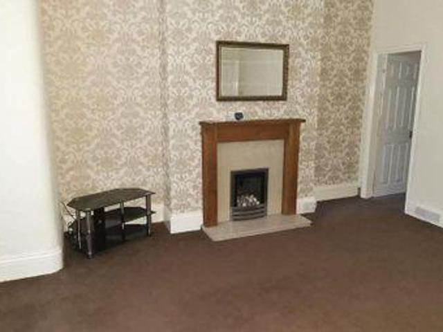 1 Bedrooms Flat for rent in Healdfield Road, Castleford WF10