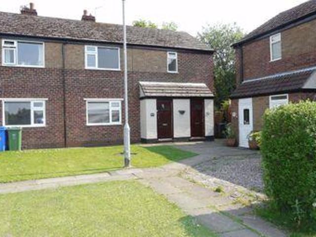 1 Bedrooms Flat for rent in Heathfield Road, Whitefield, Manchester M45