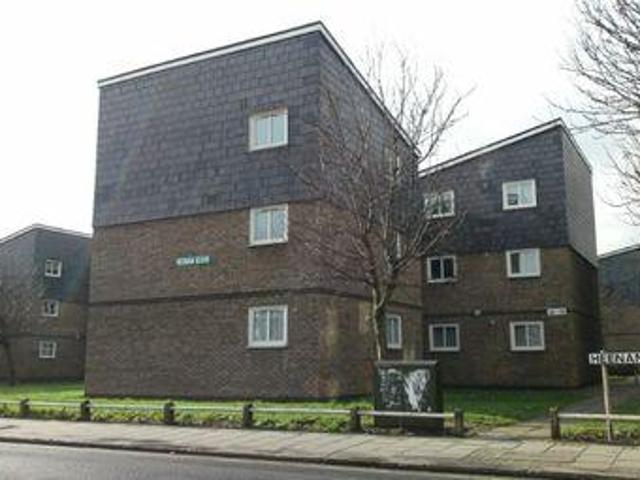 1 Bedrooms Flat for rent in Heenan Close, Barking IG11