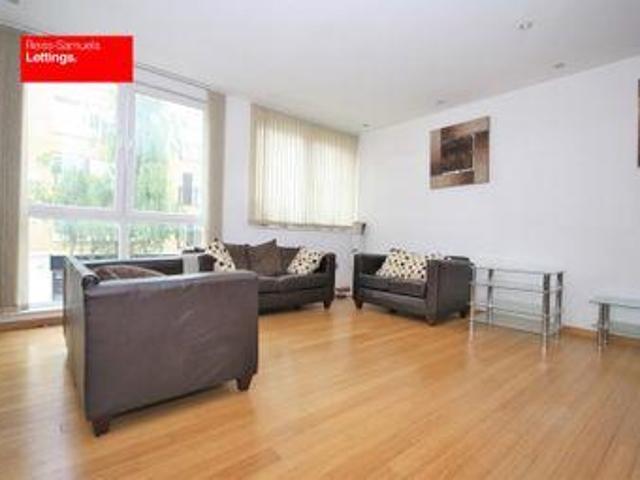 1 Bedrooms Flat for rent in Helion Court, Westferry Road, Canary Wharf E14