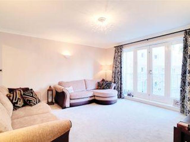 1 Bedrooms Flat for rent in Hera Court, Cyclops Wharf, Homer Drive, London E14