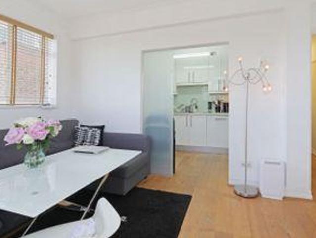 1 Bedrooms Flat for rent in Heron Court, Lancaster Gate, London W2