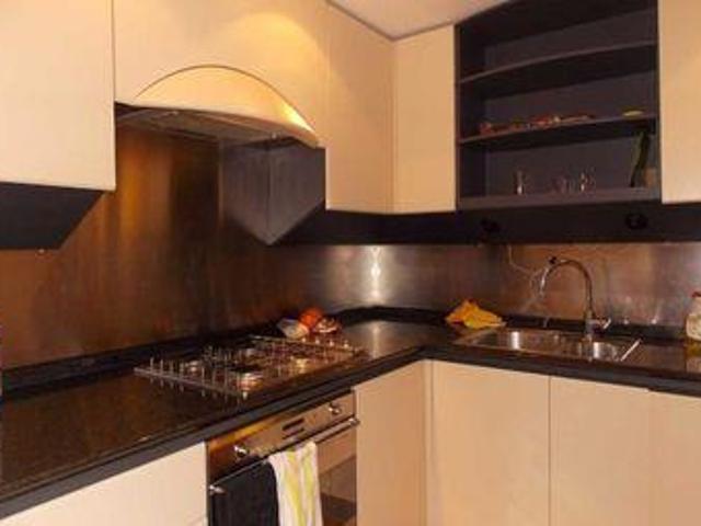 1 Bedrooms Flat for rent in Hertsmere Road, Canary Wharf E14