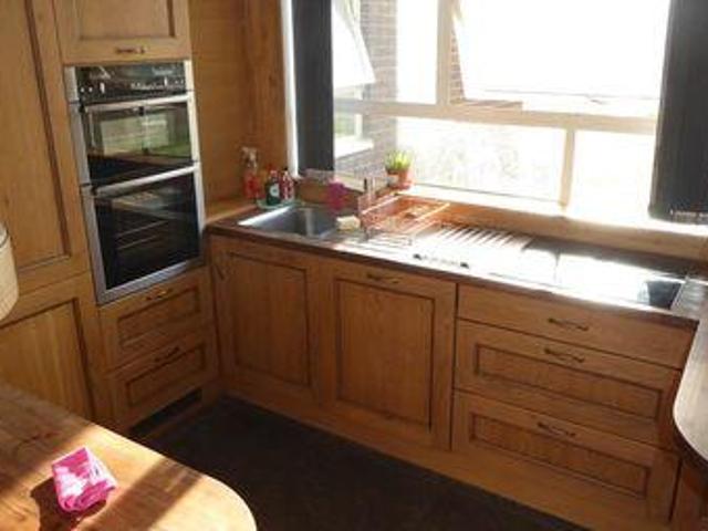 1 Bedrooms Flat for rent in High Mount, Station Road, London NW4