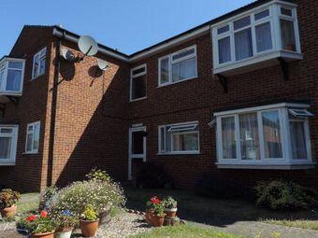 1 Bedrooms Flat for rent in High Path Road, Guildford GU1