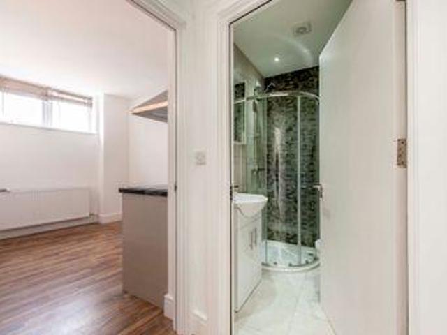 1 Bedrooms Flat for rent in High Road, North Finchley, London N12