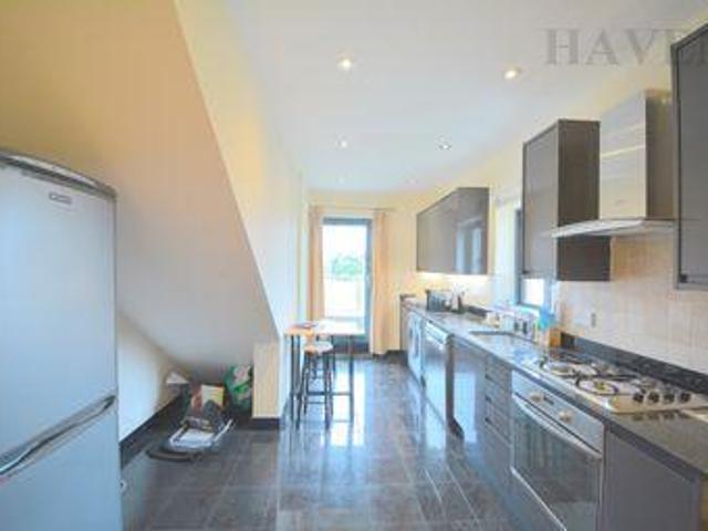 1 Bedrooms Flat for rent in High Road, East Finchley, London N2
